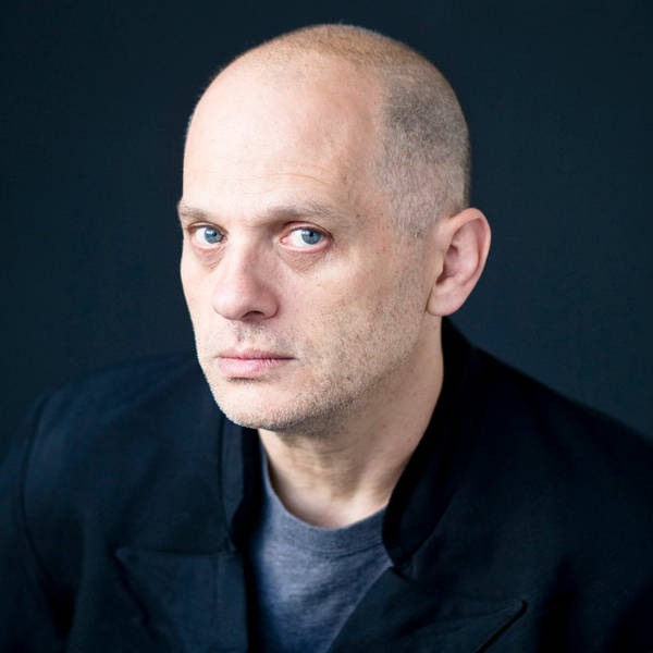 LA Opera Podcasts: Behind the Curtain - Podcast